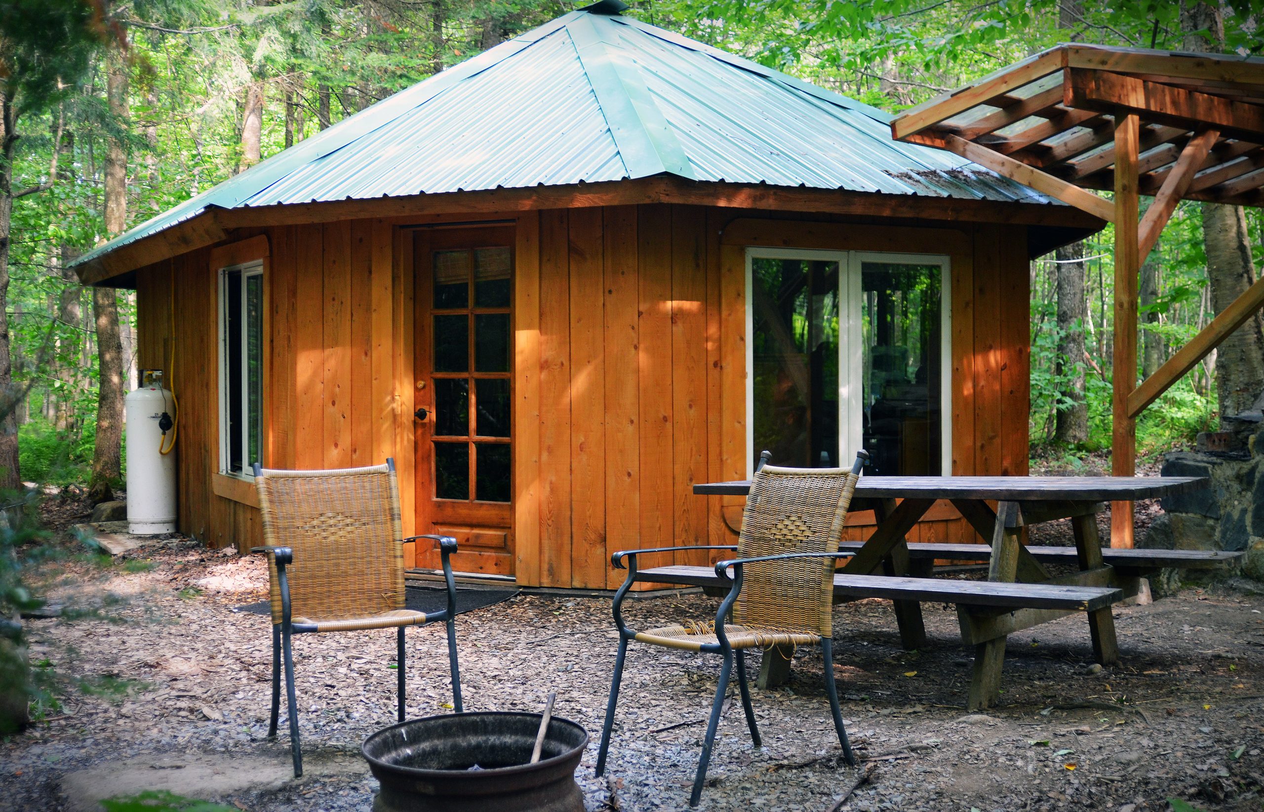 Chalet rustique l’Écorefuge – Camping rustique Orford